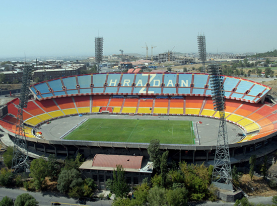 "Hrazdan" stadium among contenders of receiving 2020 European Football ...